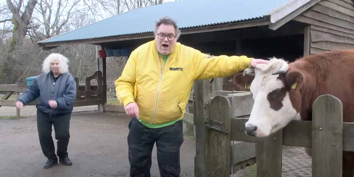 VIDEO: Zanger Rinus en Romana verrassen fans met nieuwe hit: 'Wil je ...