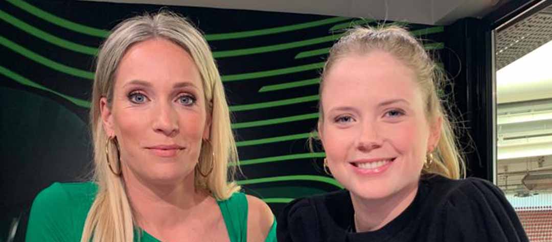 FOTO: Helene Hendriks (42) schittert in een fijne jurk tijdens ...