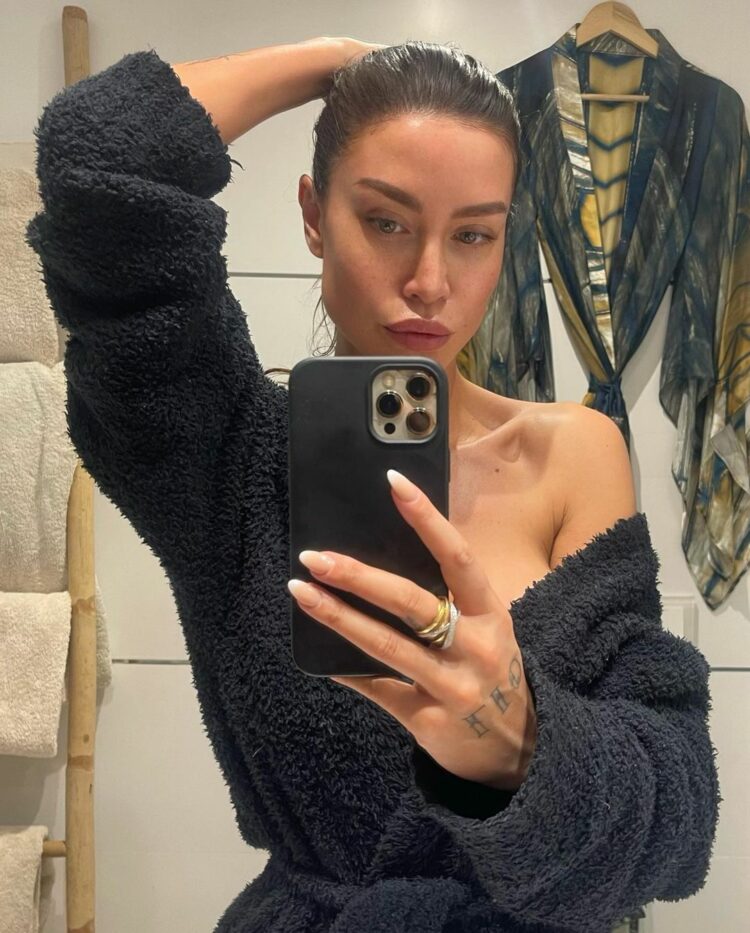 VIDEO: Jaimie Vaes laat geweldige vorm zien in nieuwe zwembadvideo!