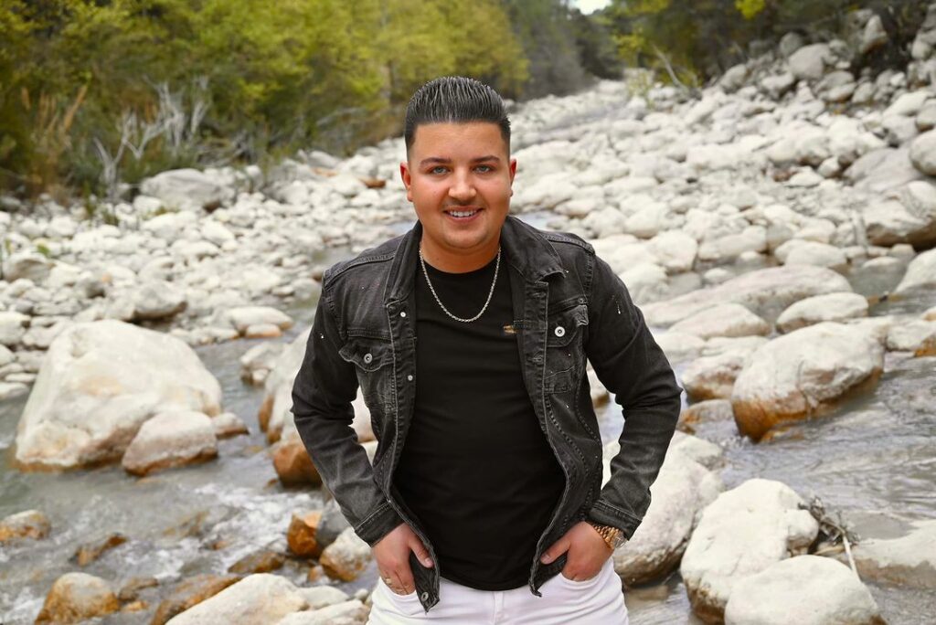 VIDEO: Outsiders is aan de slag gegaan met de monsterhit 'Engelbewaarder'