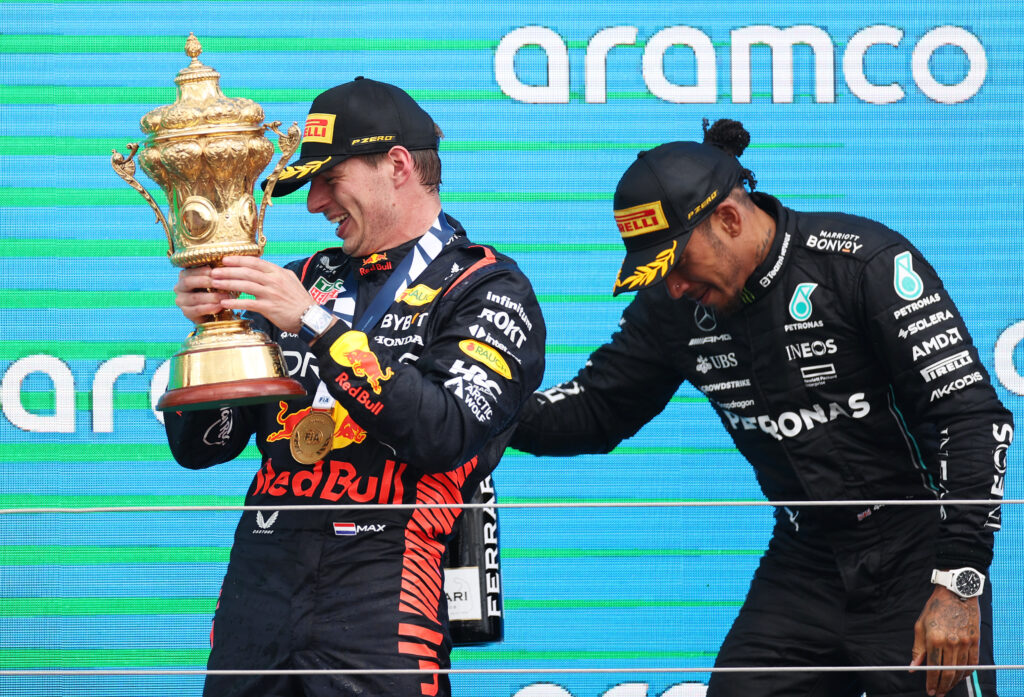 ZIEN: Het team van Toto Wolff reageert met een tweet op het kampioenschap van Max Verstappen