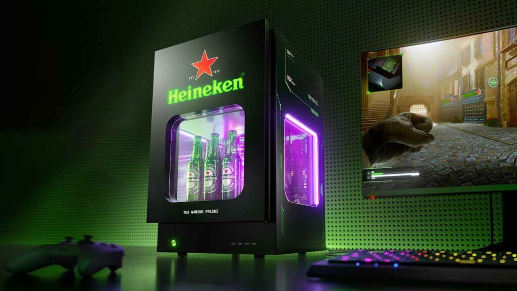 FOTO'S: Heineken bouwt Game PC die je pilsjes koel houdt tijdens het gamen