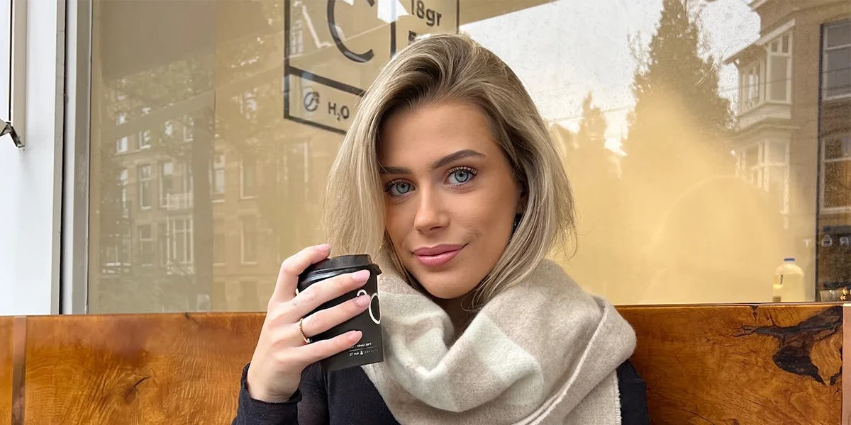 FOTO: Victoria Vermeer plaatst foto in iets te kleine bikini op haar ...