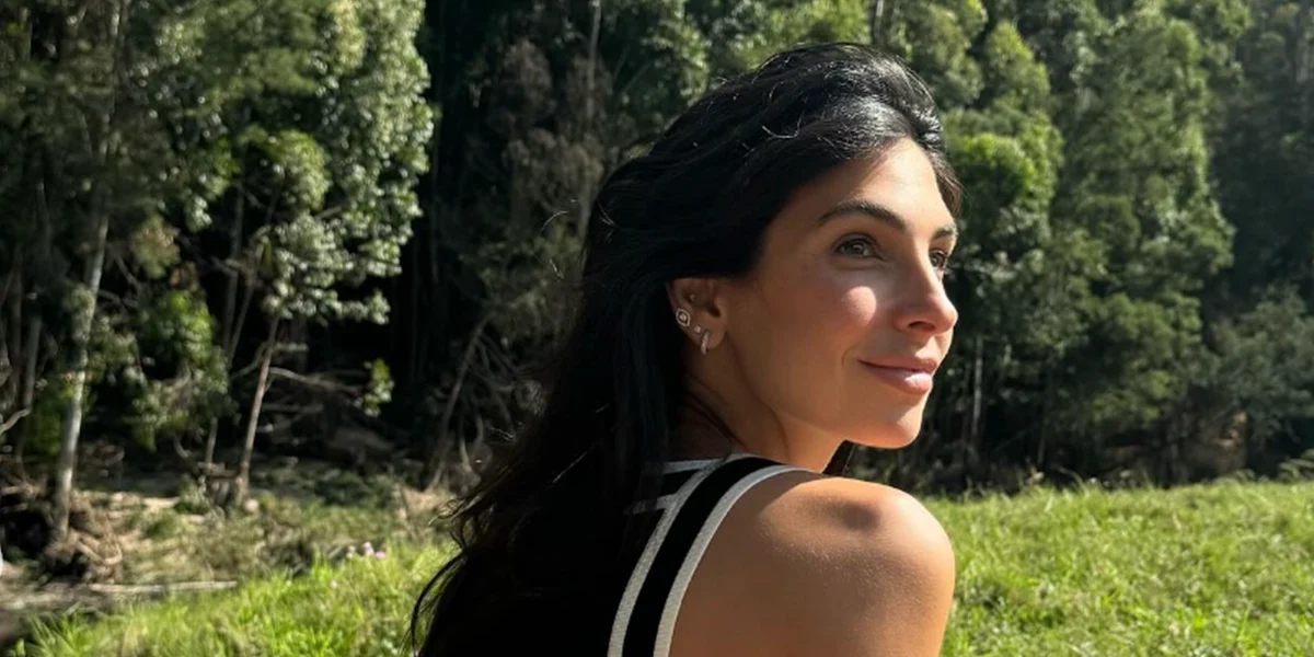 FOTO: Anna Nooshin deelt bikinifoto terwijl ze geniet van haar vakantie ...