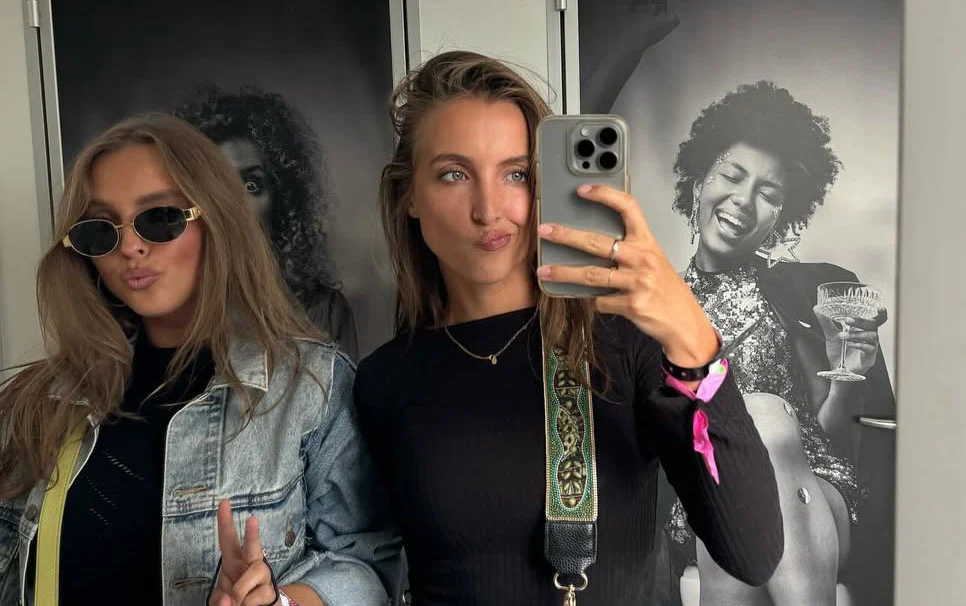 FOTO'S: Luna Stevens heeft nieuwe lingerie in haar collectie en toont ...