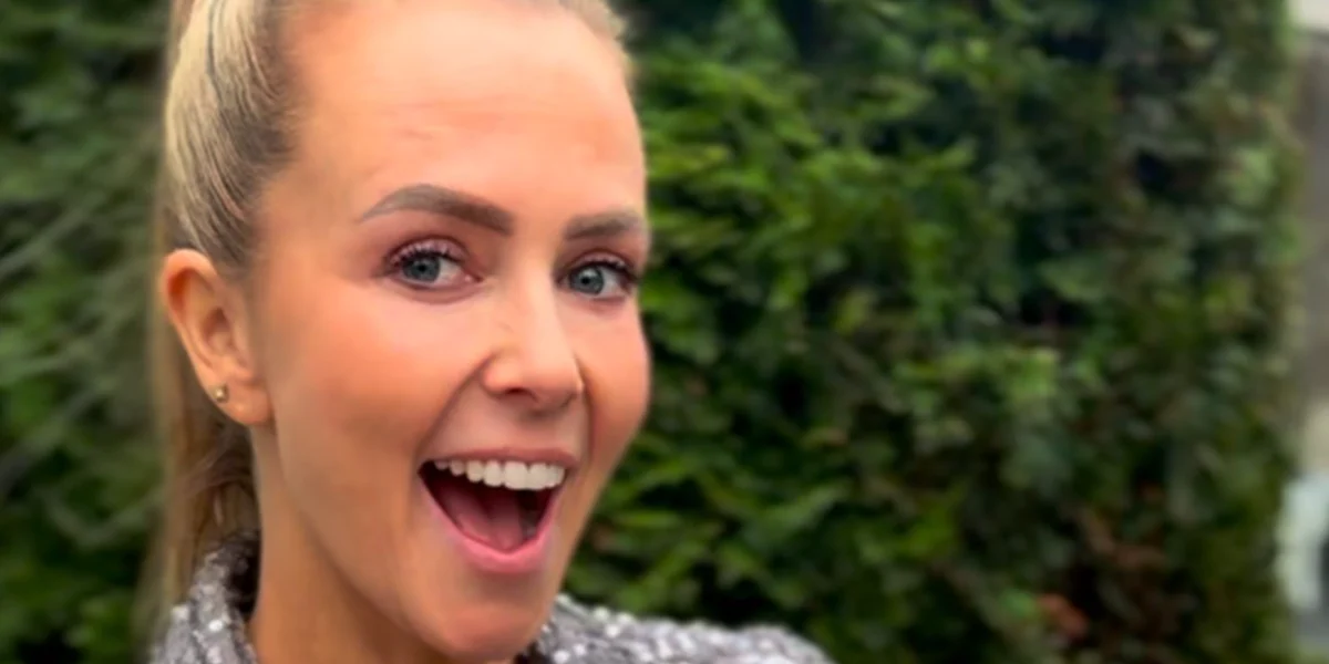 FOTO: Monique Smit deelt bikinifoto vanuit het warme Curaçao