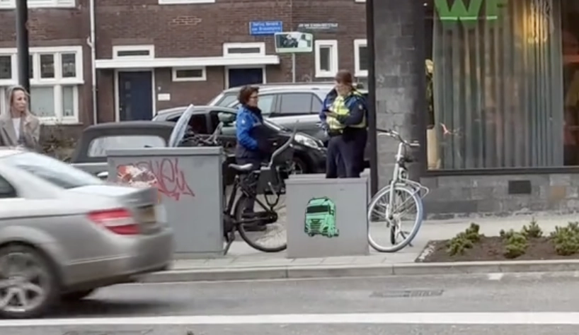 VIDEO: BOA’s delen bizarre boete uit – zelfs een 80-jarige vrouw ...