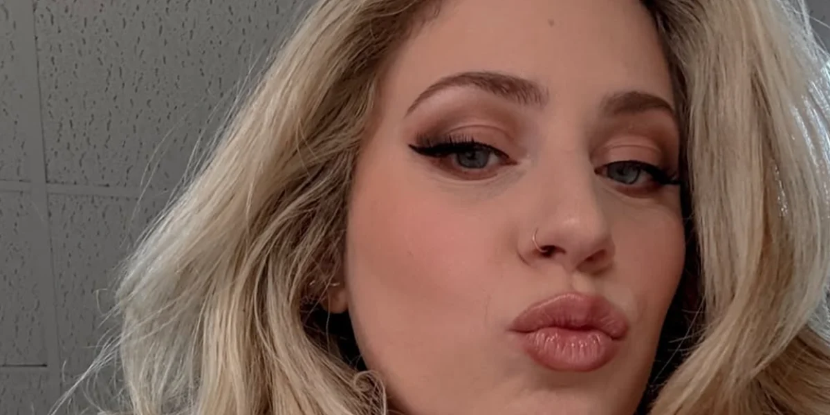 FOTO: Lisa Vol van OGENE verrast met gedurfde fotoshoot