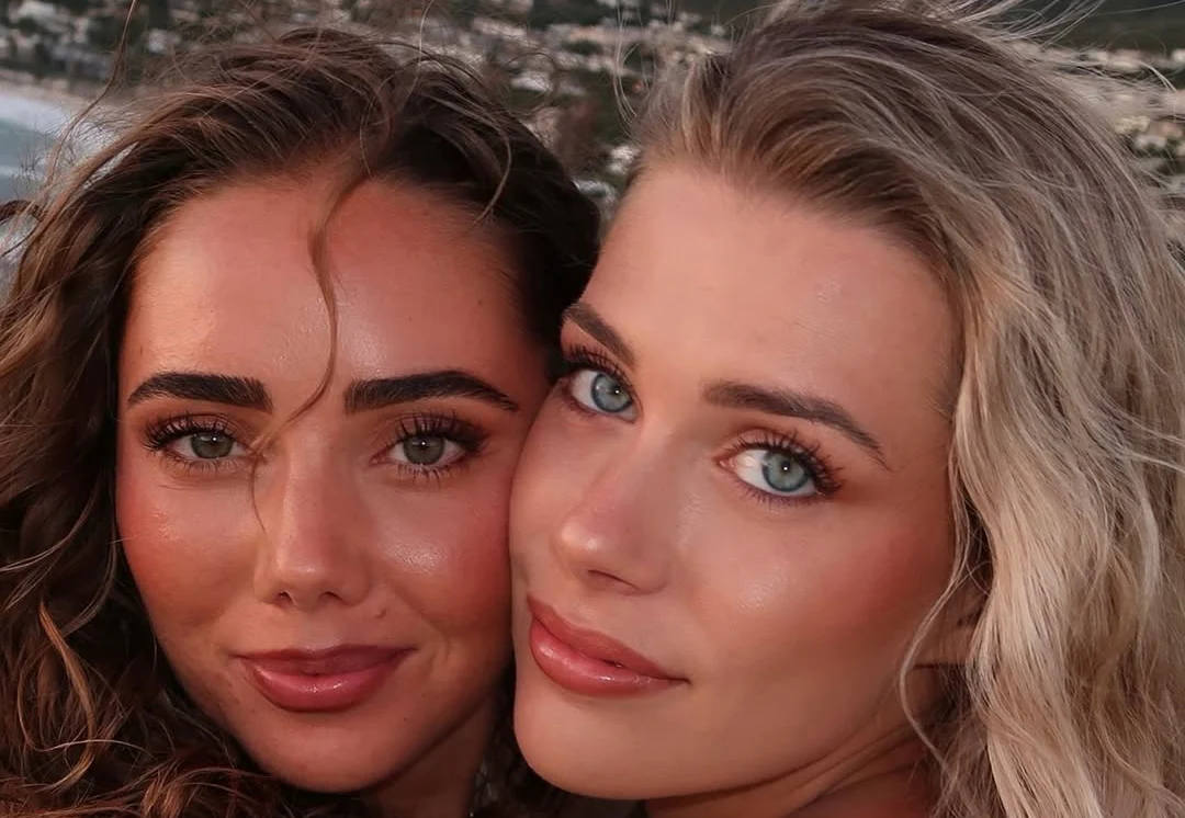 FOTO'S: De Brabantse Victoria Vermeer verrast met vakantiefoto's in ...