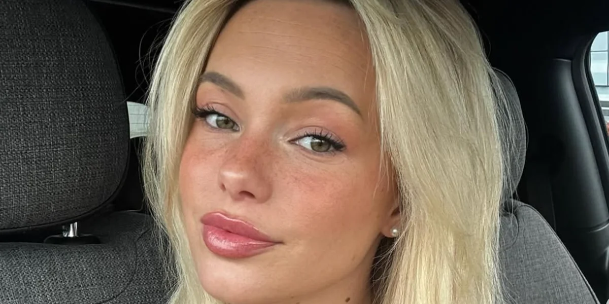 FOTO'S: Nina de Wal laat internet smelten met mini-badpak